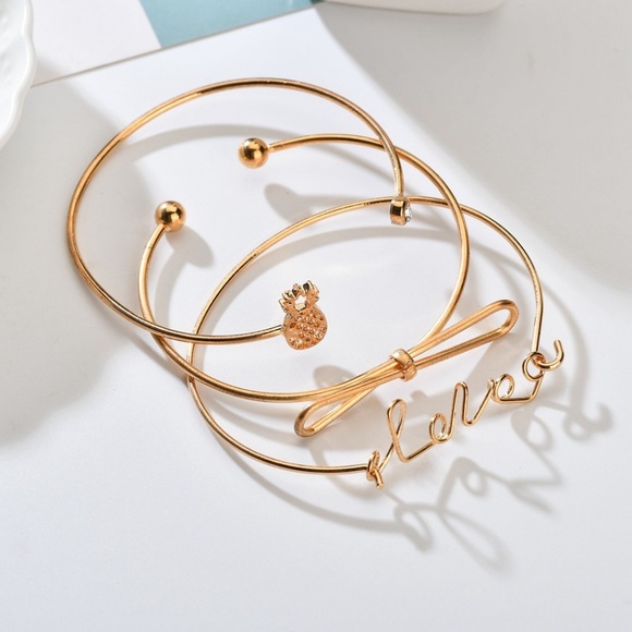 Jewelry | Rayne Golden Geometric Bracelet Set | Poshmark